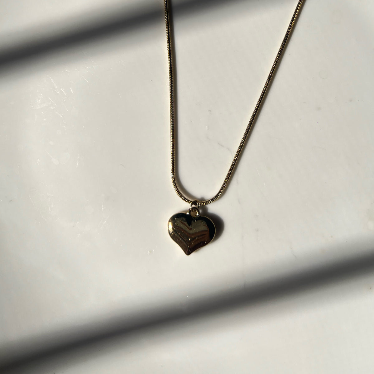 Vintage golden heart pendant – Misoki