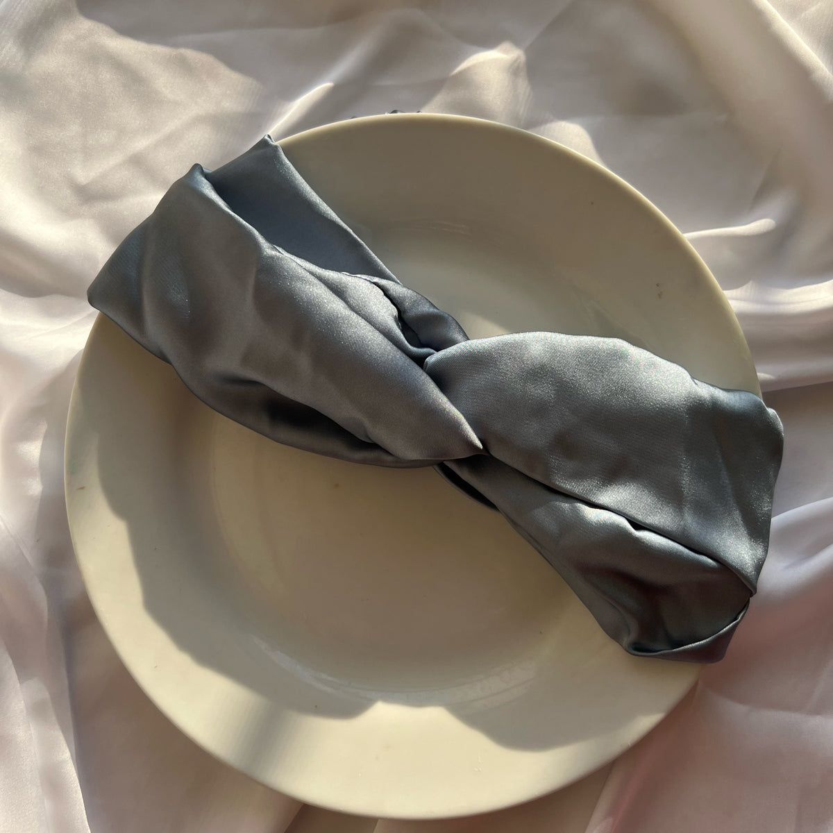 Grey twisted headband – Misoki
