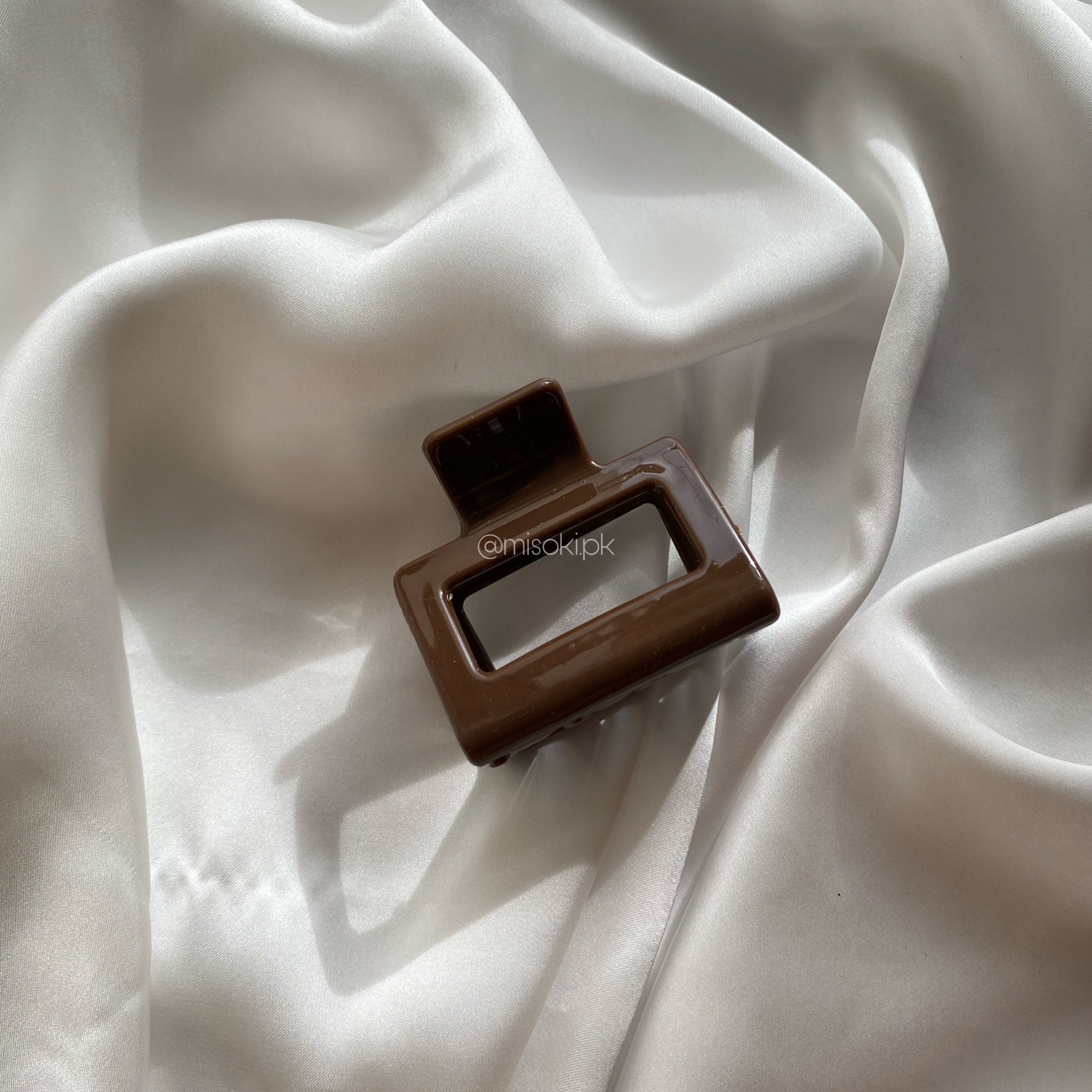Cocoa claw clip – Misoki