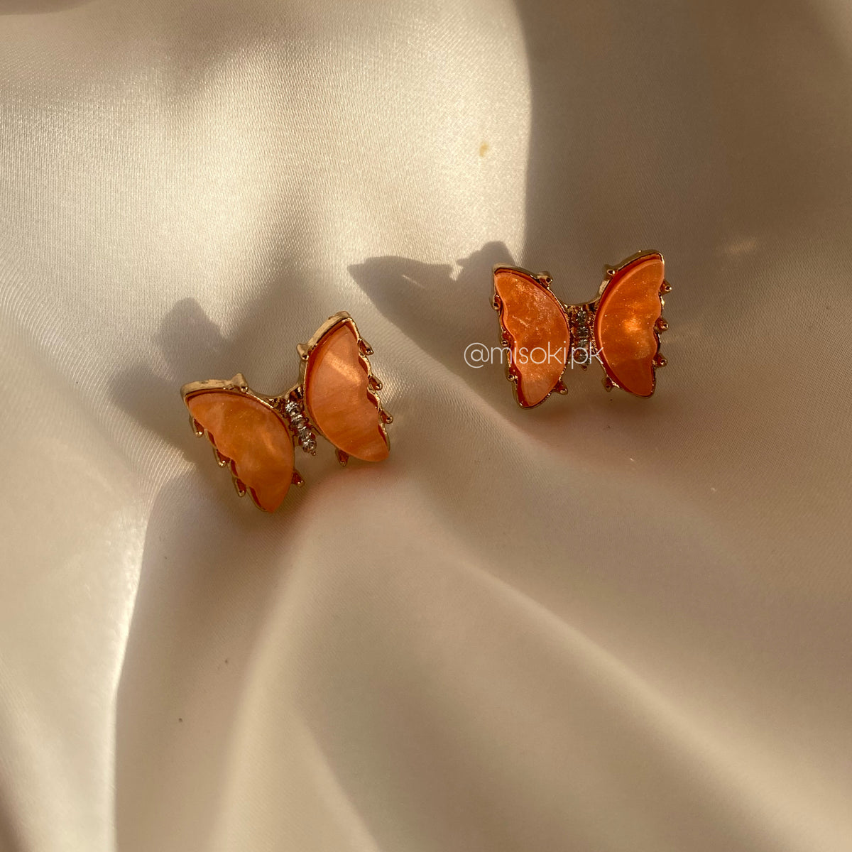 Coral - butterfly studs – Misoki