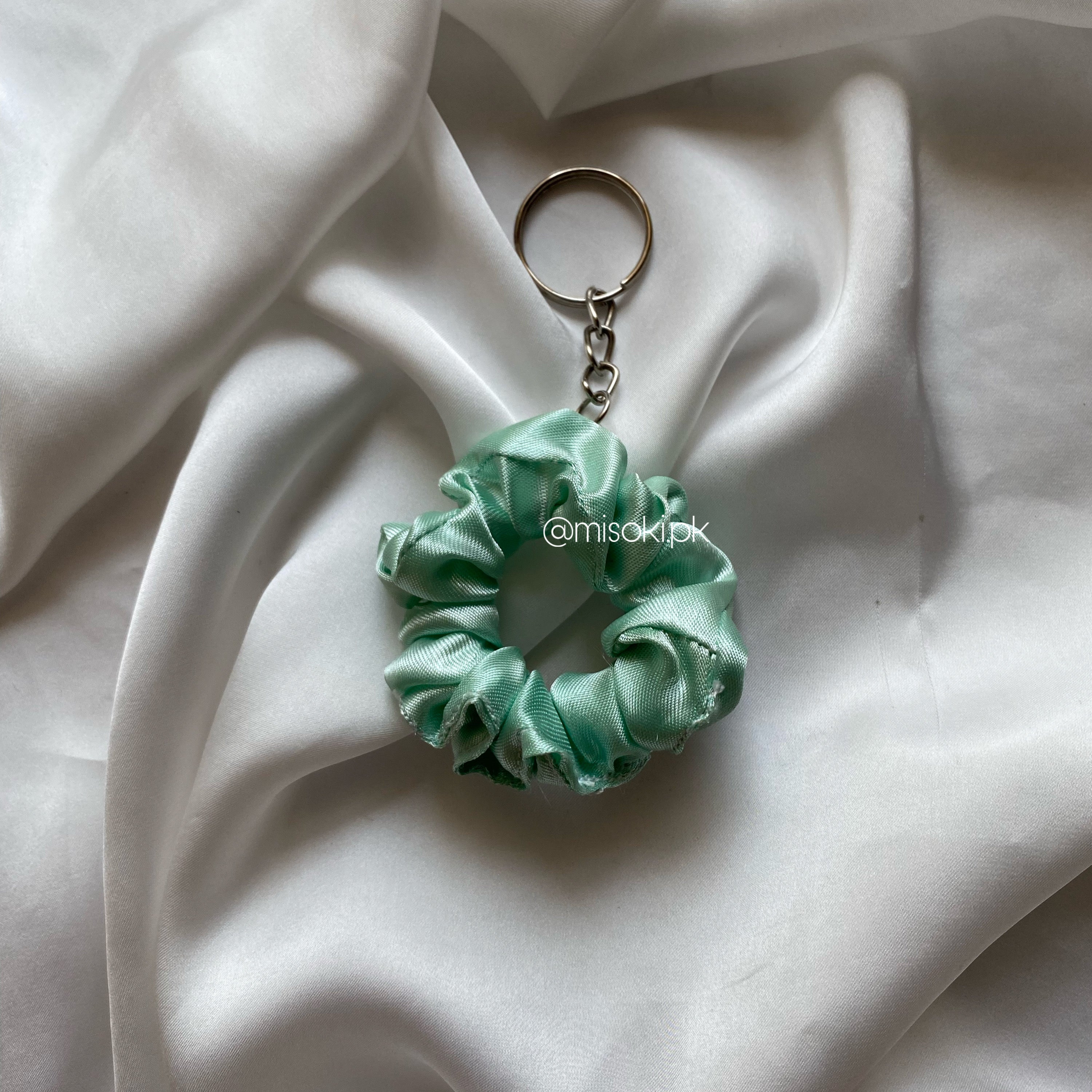 Mint scrunchie keychain – Misoki