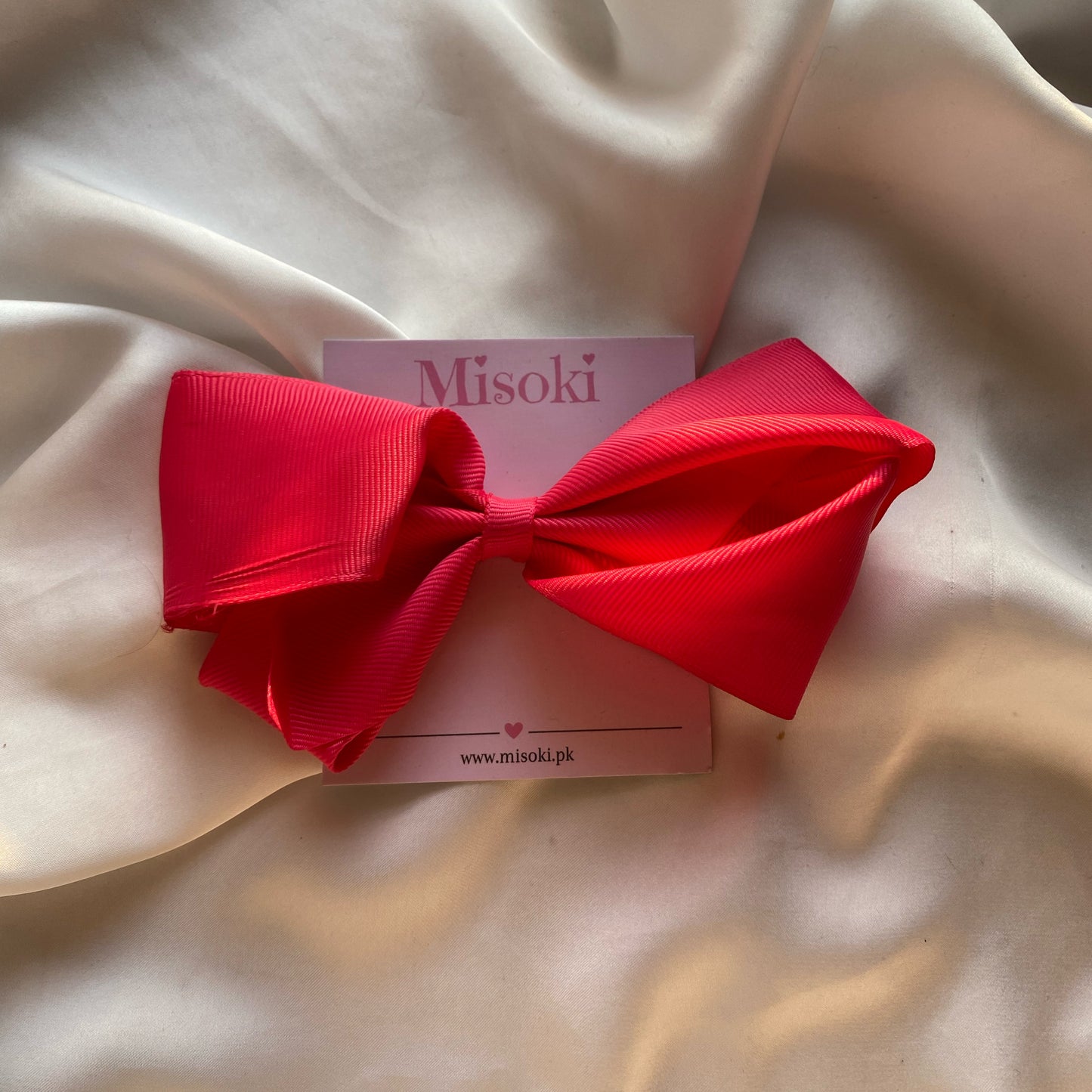 Hot pink bow clip – Misoki