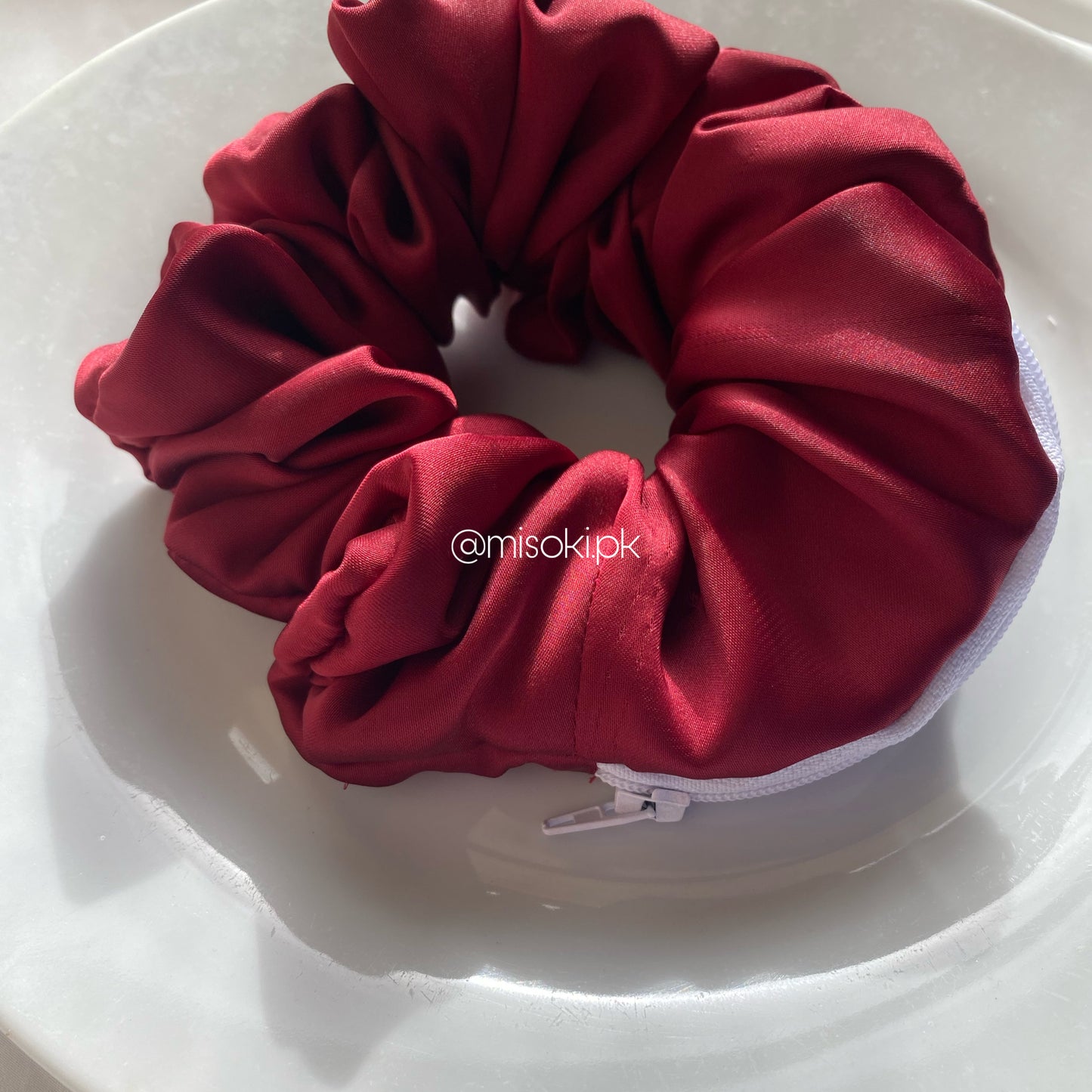Maroon pocket Scrunchie – Misoki